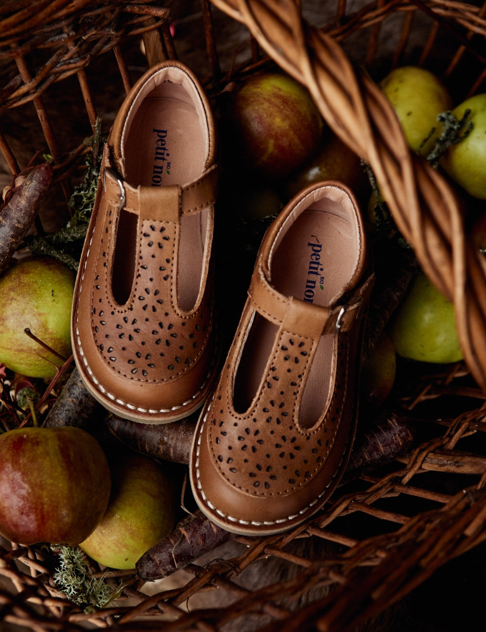 Low T-Bar Flower - Cognac – Petit Nord GLOBAL