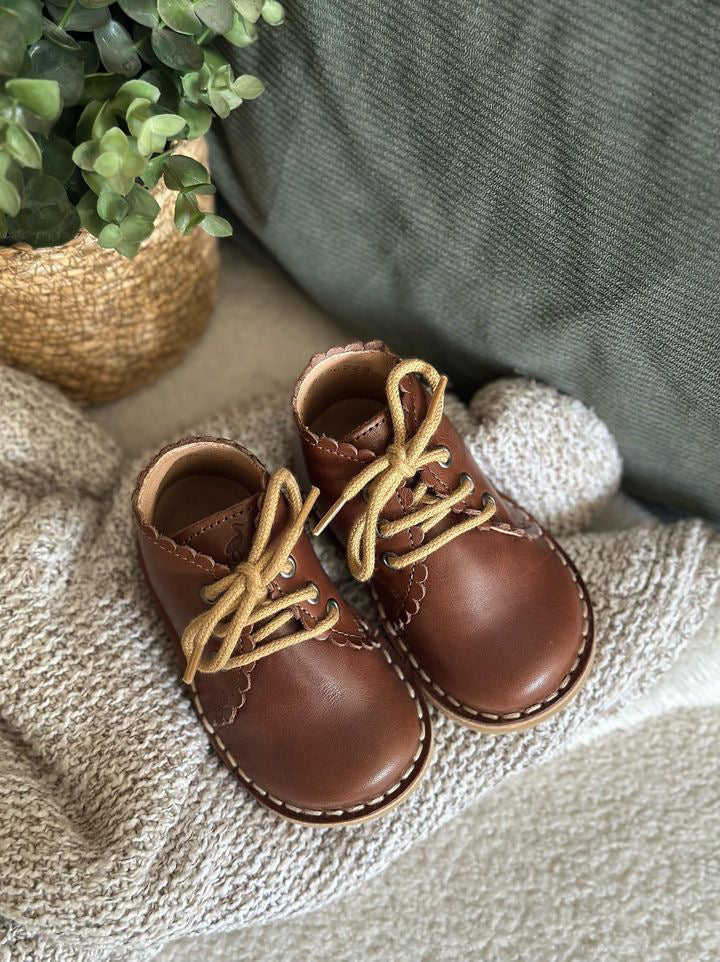 Scallop Boot - Hazelnut – Petit Nord GLOBAL