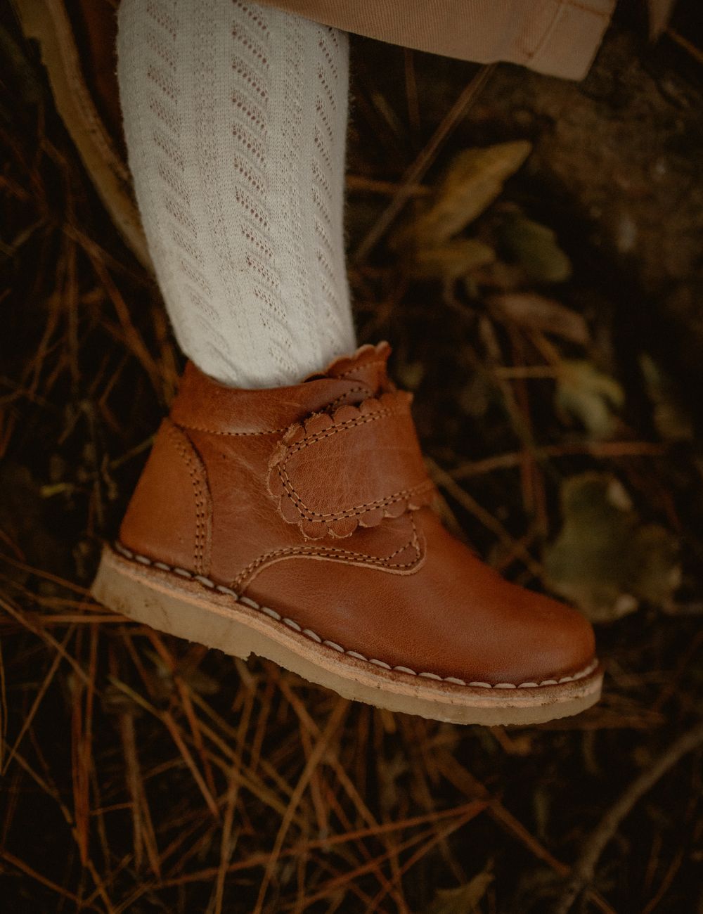 Scallop Velcro Boot - Cognac – Petit Nord GLOBAL