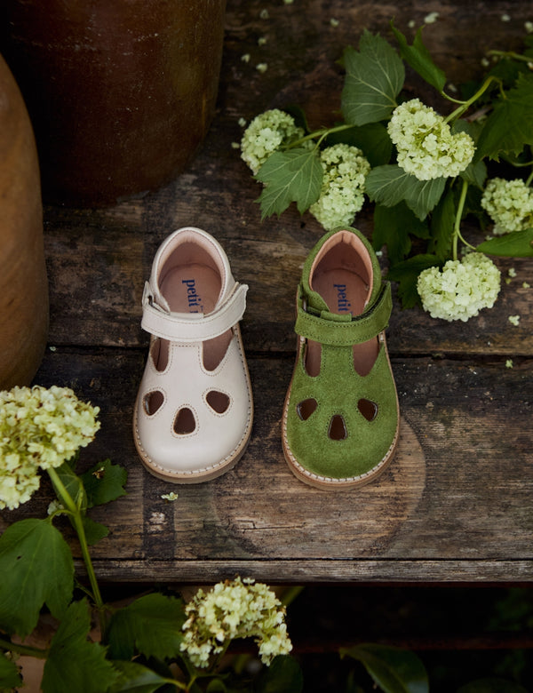 T-Bar Sandal - Cognac – Petit Nord GLOBAL